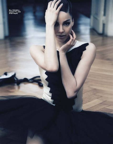 Azra Akin Sexy Photos The Fappening