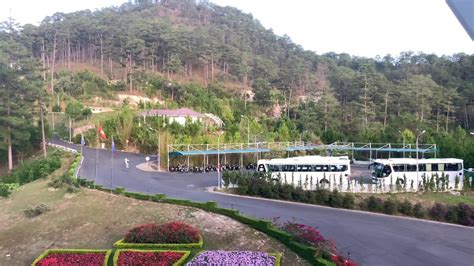 새소리와 꽃이 어우러진 아름다운 달랏의 숙소 Youtube