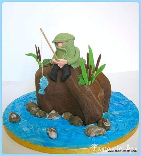 ΠΡΩΤΟΤΥΠΕΣ ΤΟΥΡΤΕΣ ΓΕΝΕΘΛΙΩΝ