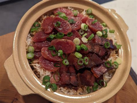 [homemade] Bo Zai Fan Clay Pot Rice With Cured Meats R Food