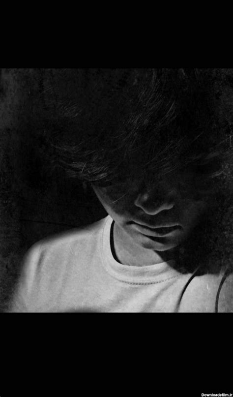 عکس غمگین پسرانه سیاه سفید