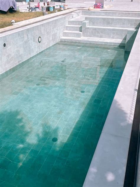 Construção De Piscinas Construperdigueiras