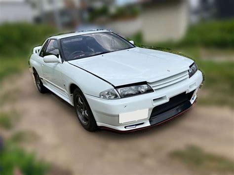 Gt R By