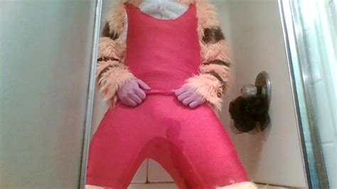 Fursuit Pee 1