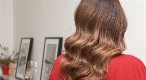 De Nieuwe Behandeling Waar Kappers Bij Zweren Haar Botox