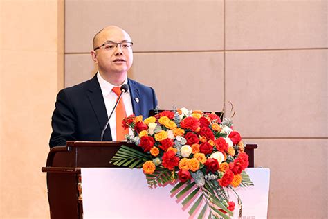 强信心走进百企南京金域乘行业东风 昂首阔步生命健康产业高质量发展 新华网