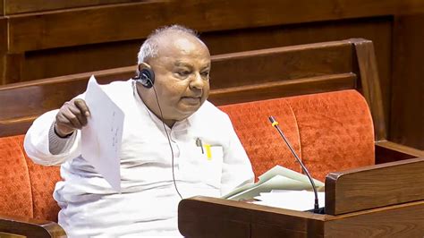 Deve Gowda Heaps Praise On Pm Modi In Rs Calls Him Tallest Leader In Country News In Hindi