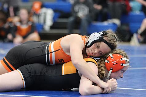 Girls Wrestling Roundup Solon Splits Two Duals At Wamac Triangular