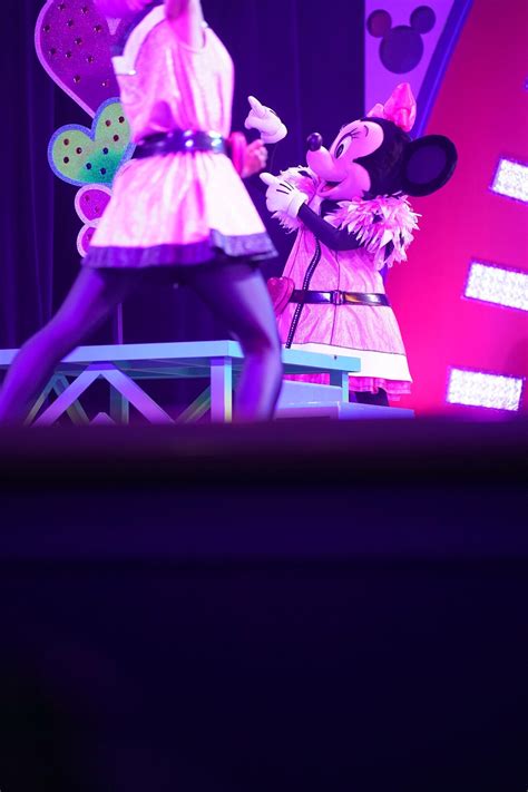 Rabbit In Dawn 世の中の始まり