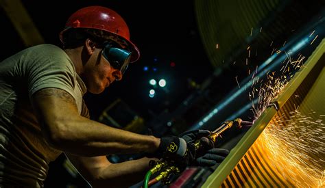 Banco De Imagens Homem Trabalhando Música Construção Masculino