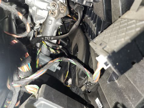 Резервная акб — Mercedes-Benz CL 63 AMG (C216), 6,3 л, 2008 года ...