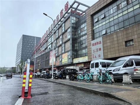 非机动车乱停放？多方联手让文明“归位”