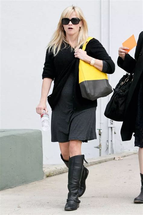 Reese Witherspoon Baby Bump Mirror Online