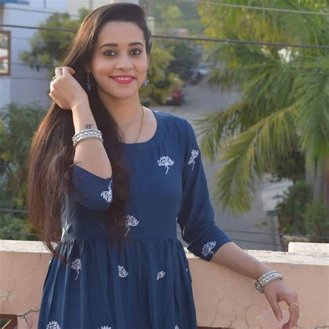 Generic Girl Youtube