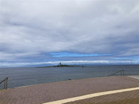 写真で振り返る青森県の海本州最北端の地大間から見る弁天島LIFE IS SIMPLE