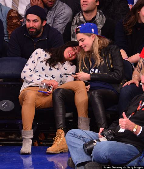 Michelle Rodriguez Cara Delevingne Get Very Cuddly At New York Knicks Game Huffpost