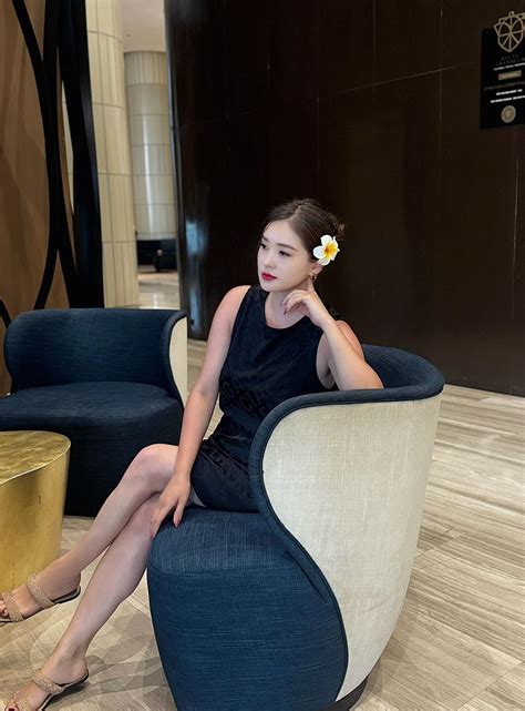 Мино Таньд бүх юм байна 😇 Таныг тойроод аз жаргал дүүрэн байна 💟 Чамлаж биш гамнаж хүрт 🫰