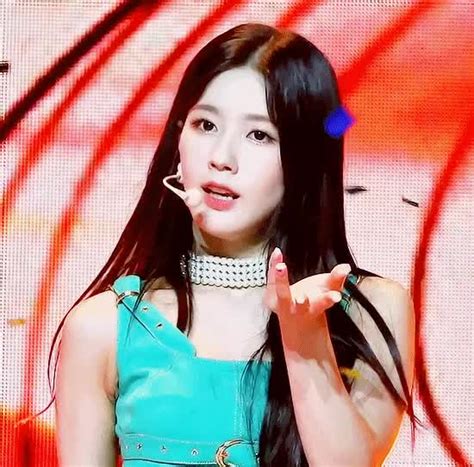 기립근 여신 아이들 미연 움짤 레전드 모음 여자아이들 덕질더쿠