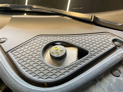 포르쉐 파나메라 4s 엔진오일 및 브레이크 패드 교환 네이버 블로그