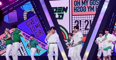 [포토] 골든차일드 무대 가득 채우는 멋진 남자들