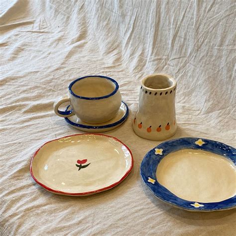 내 손으로 직접 만들고 색칠까지 원하는 대로 해보는 핸드빌딩 Modely 도예공방•공간대여