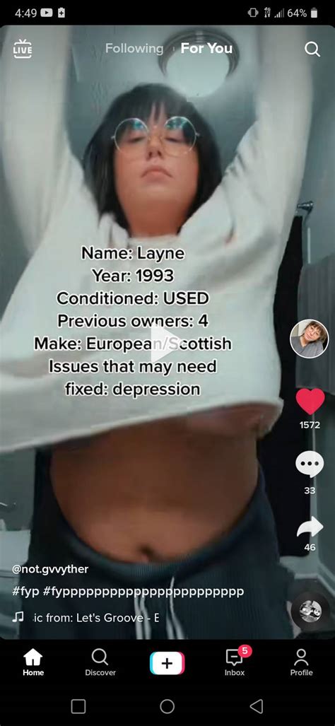 Blink And You Ll Miss It Nip Slip Scrolller
