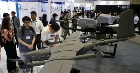 탱크 잡는 드론