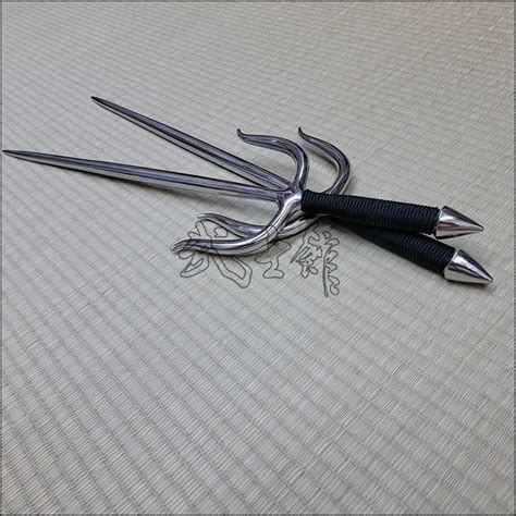 Sai 5 Polished Finish With Black Cord