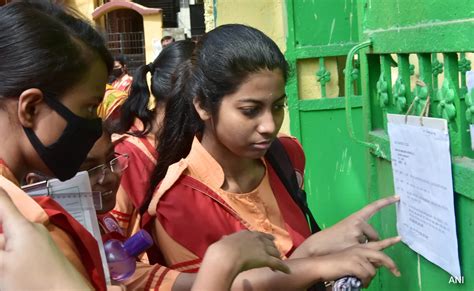 Cbse Class 10 Result 2025 Out Pass Percentage 93 66 Trivandrum Best Performing District