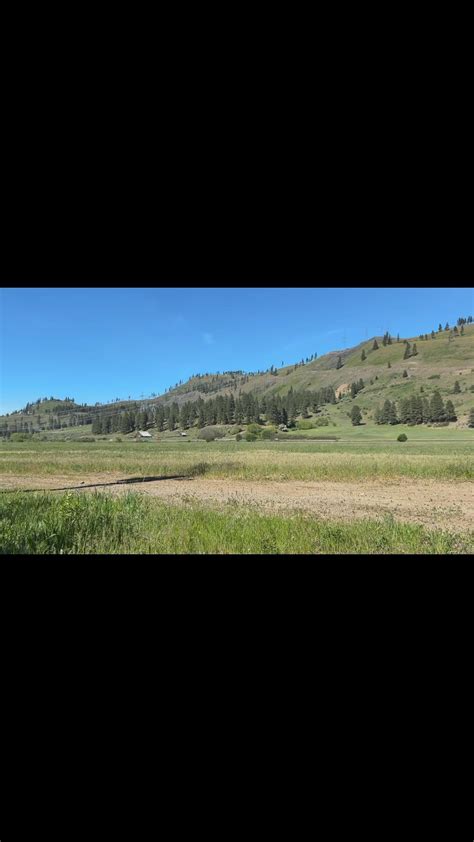 Julia Fairviewfarm • Instagram Photos And Videos