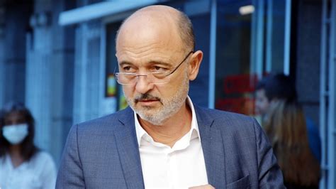 Здравните власти подготвят алгоритъм за контрол на снабдяването с лекарства