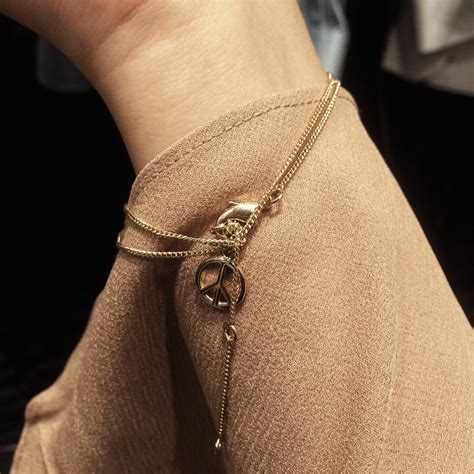 Stream Sore Merintih Perih By Edelweis Listen Online For Free On Soundcloud