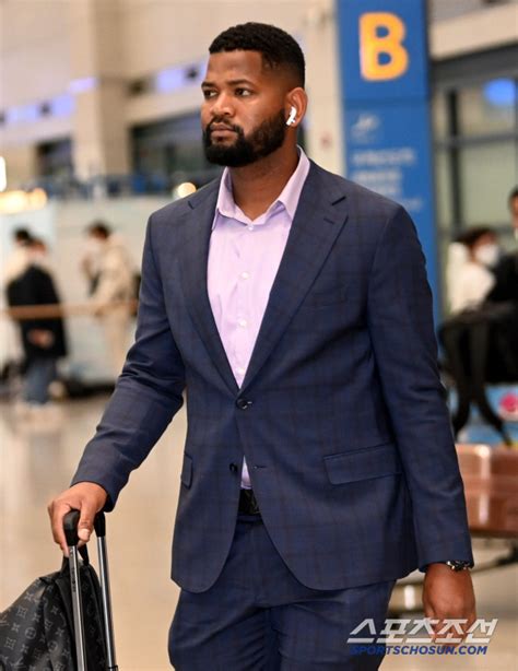 Why Are You Delaying Your Entry When Youre Doing It With Usc But Doosan Is The First Team To