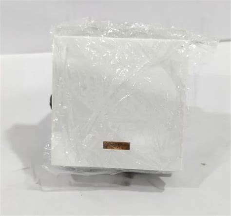 A DP Switch With Indicator M At Rs Piece In Pratapgarh ID