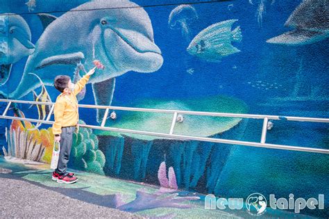 新北新莊景點〡中港大排〡2024中港大排光雕秀 幸福新北戀戀中港 心心相印守護愛情 愛情啟航乘風破浪 蝴蝶守護愛情鞦韆 愛的迫降