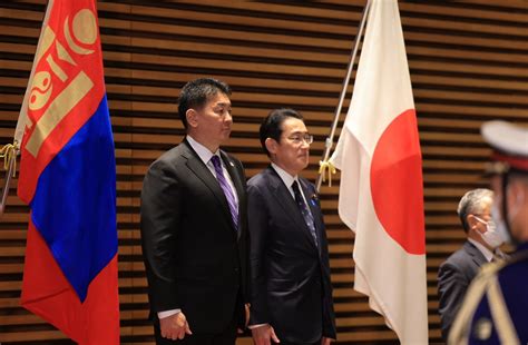 Монгол Улсын Ерөнхийлөгч У Хүрэлсүхийг Япон Улсын Ерөнхий Сайд Ф Кишида угтлаа Hunnu Mn