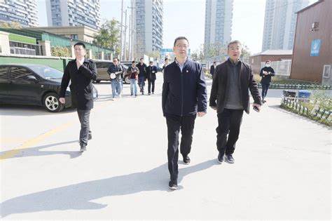 徐鸣阳主动作为攻坚克难全力以赴推动重大项目建设