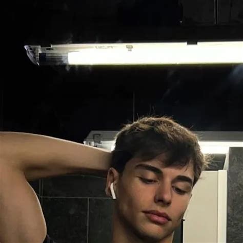 Chat With Rayan Text Or Voice Enjoy Ai Chat Free And Safe