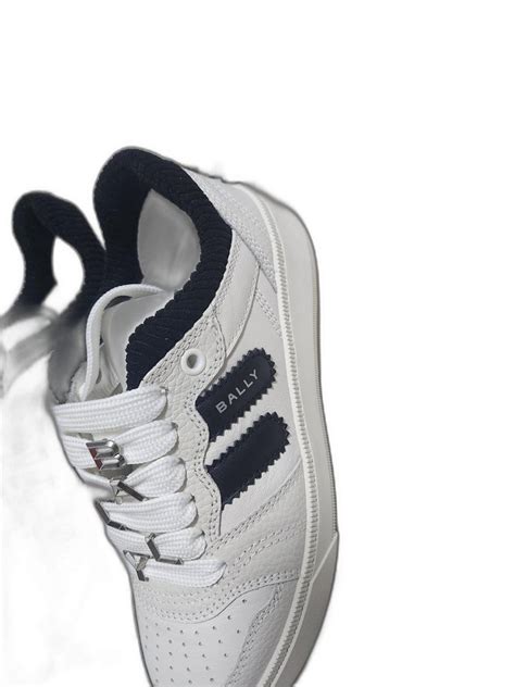 발리 여성 운동화 새상품 정품 헬로마켓