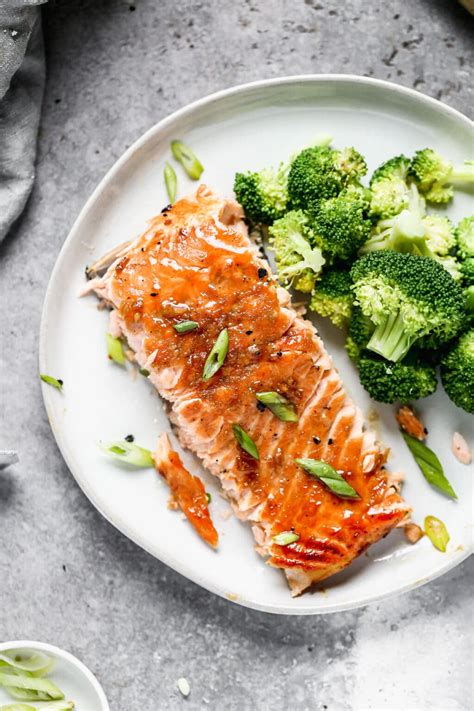 Bourbon Glazed Salmon Quick And Easy