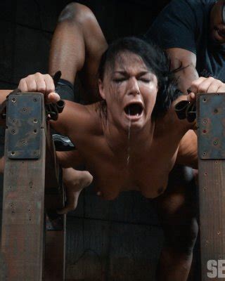 Pipe Her Down Nude Porn Pics Leaked XXX Sex Photos PICTOA