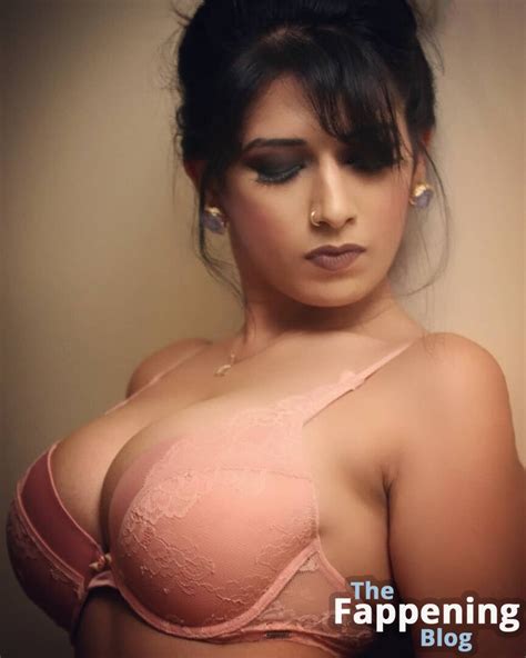 Rasha Kirmani Rasha Kirmani Nude Leaks Photo 7 Thefappening