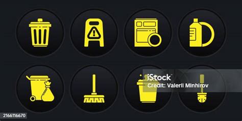 쓰레기통 및 쓰레기 봉투 세트 식기 세척 액체 병 접시 손잡이 빗자루 비누 거품이 담긴 양동이 주방 식기 세척기 젖은 바닥 청소 진행 화장실 브러시 및 아이콘 벡터 가정