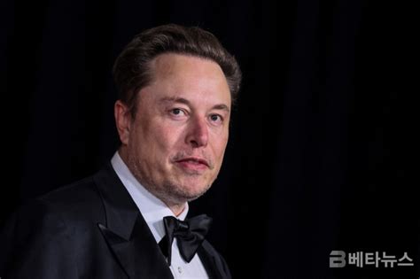 테슬라 일론 머스크 중국 깜짝 방문완전자율주행 상용화 논의