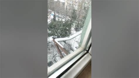 მეგობრებო ნახეთ თბილიში როგორი თოვლია Youtube