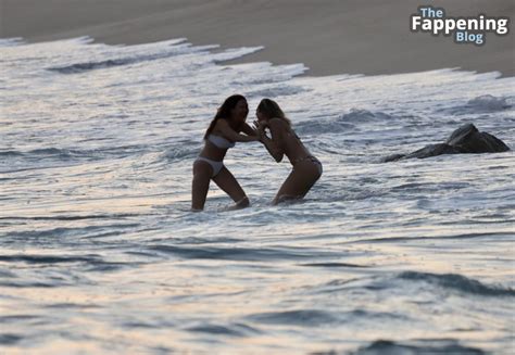 Becca Tobin Nude Leaks Photo 81 Thefappening