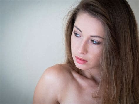 Diana Lark Scrolller