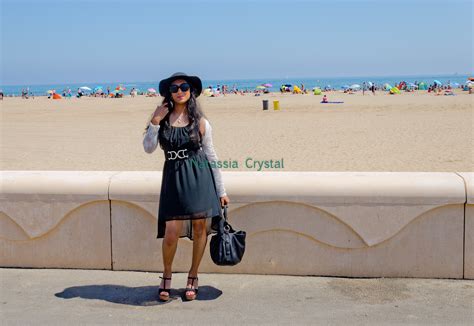 Natassia Crystal Geekette In High Heels Along The French South Coast
