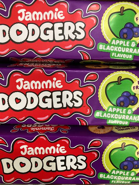 Jammie Dodgers Apple And Blackcurrant Omalleys European Foods