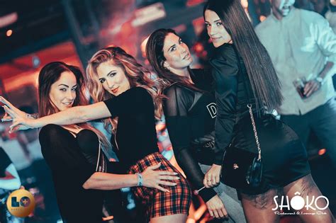 Carga Autopista Escalera Shoko Barcelona Dress Code Generosidad